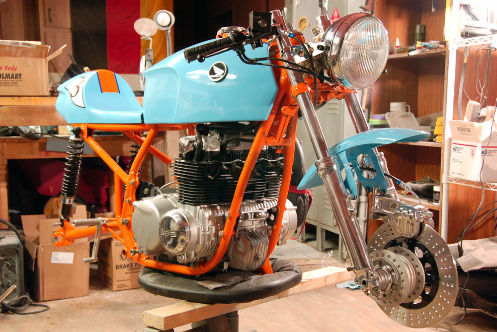 UPDATE: An Exquisite Reader CB550 Gulf Racing Tthemed Cafe Racer ...