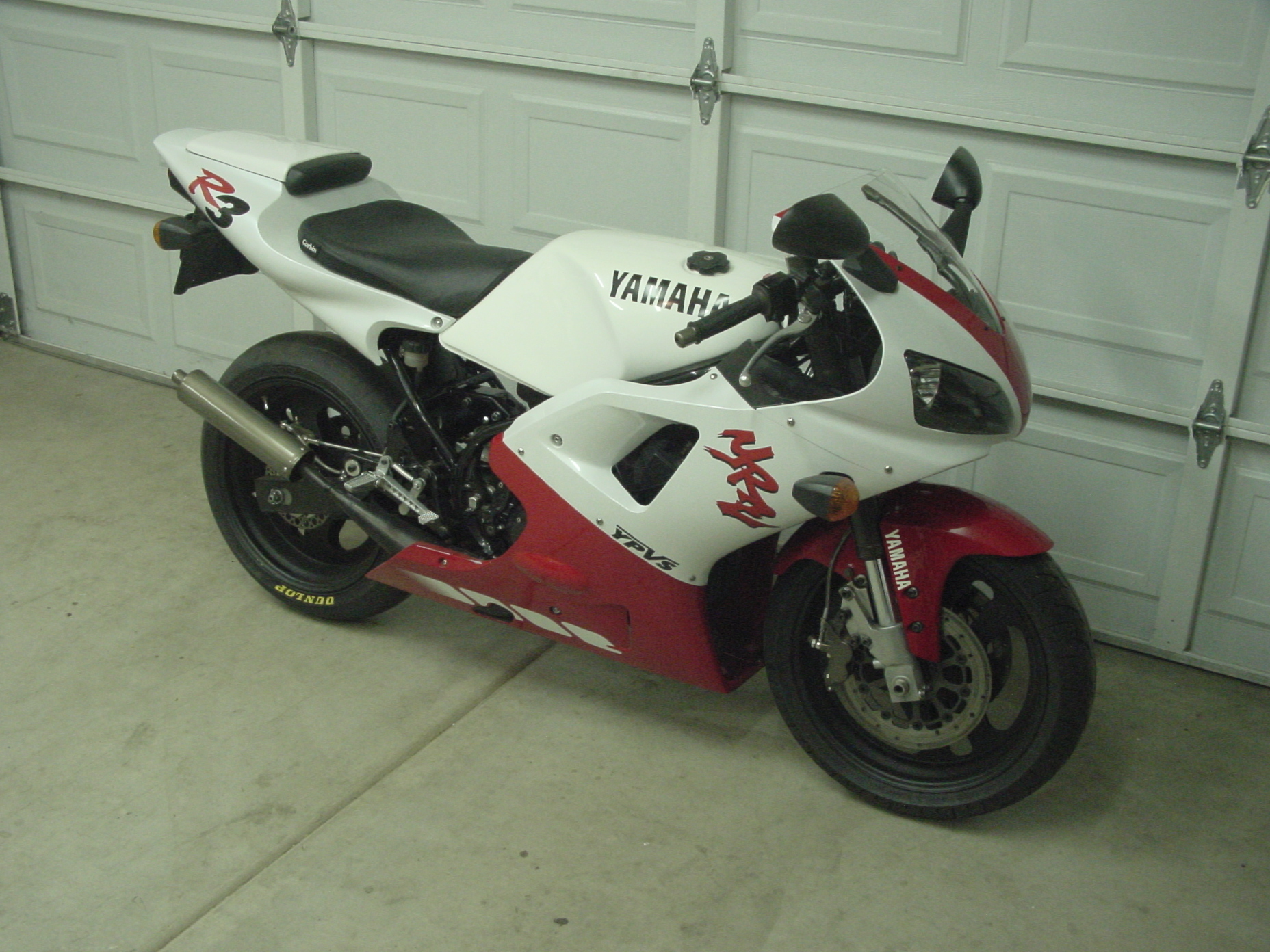 A stunning 2 stroke custom. | Motorcycle Photo Of The Day