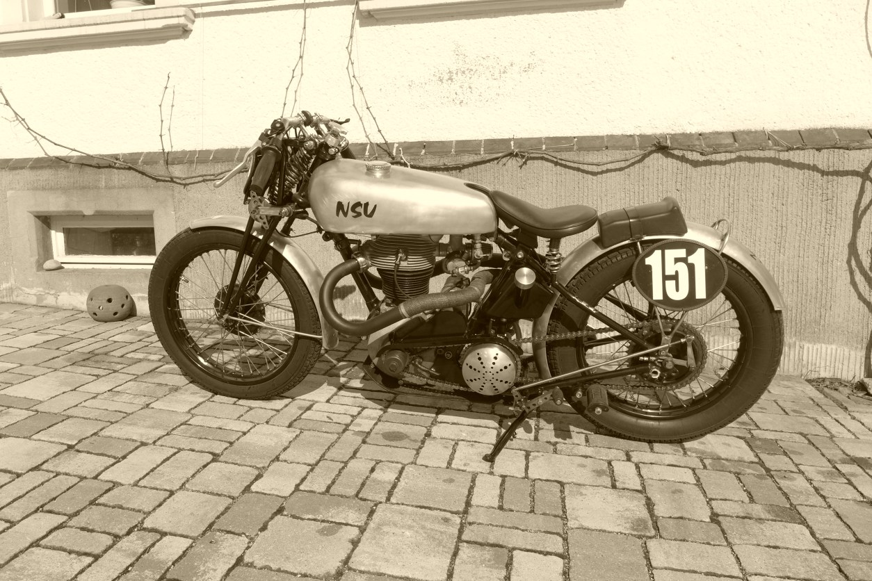 Fantastic “save” of this Gorgeous 1938 NSU 601 OSL vintage racer from ...
