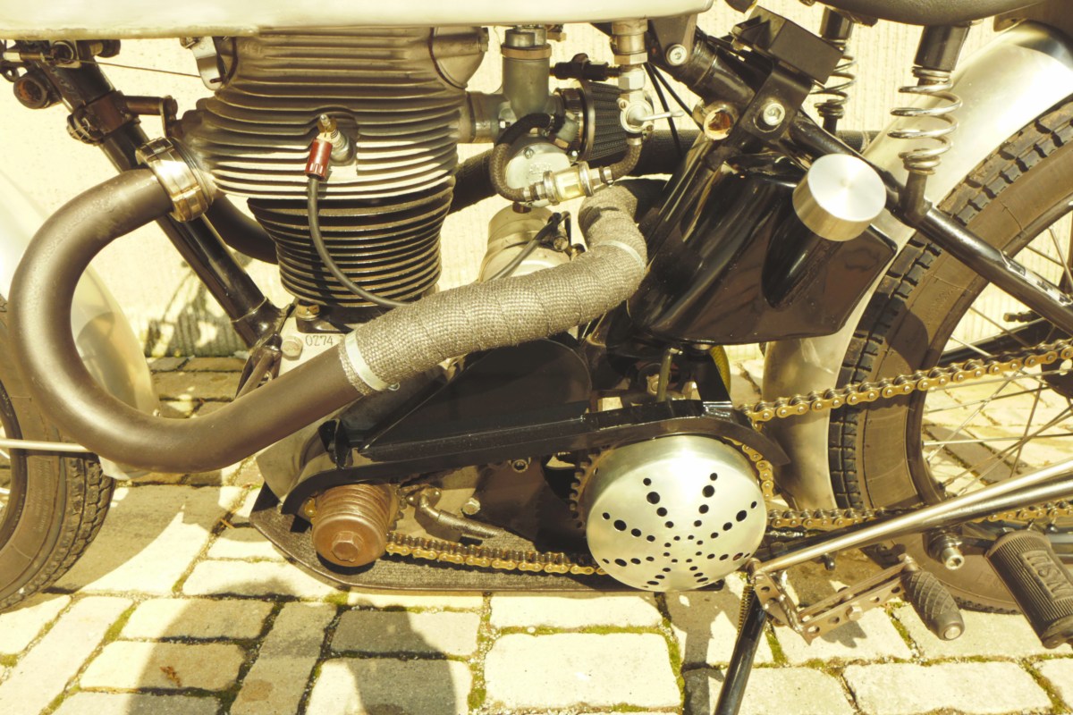 Fantastic “save” of this Gorgeous 1938 NSU 601 OSL vintage racer from ...