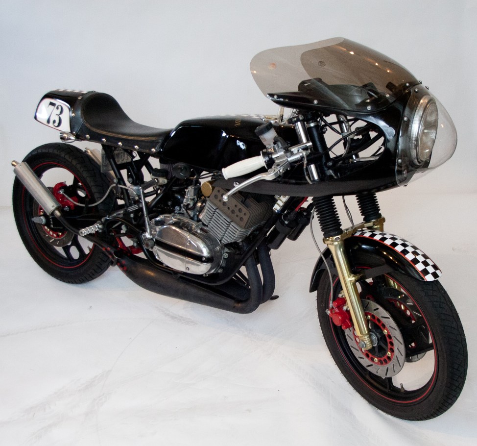 1973 Yamaha RD350 | Motorcycle Photo Of The Day